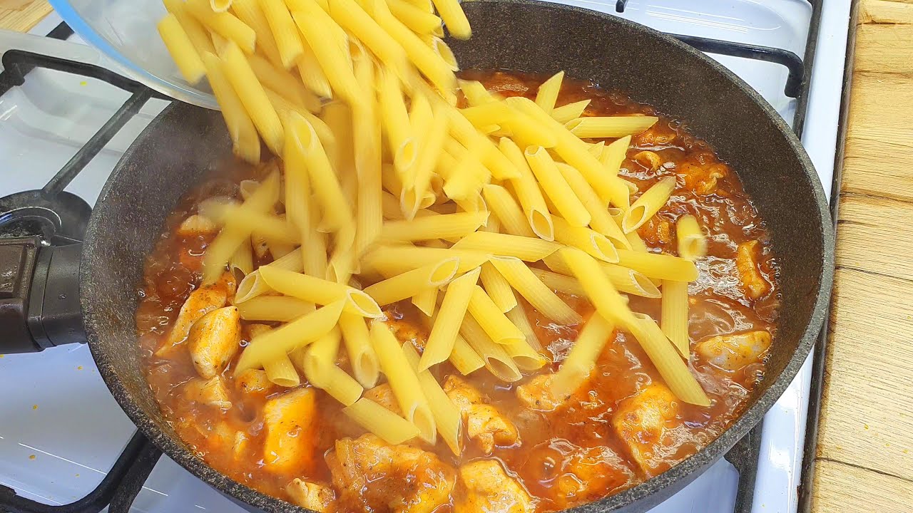 Quick and easy pasta recipe for dinner — cooking pasta in one pan