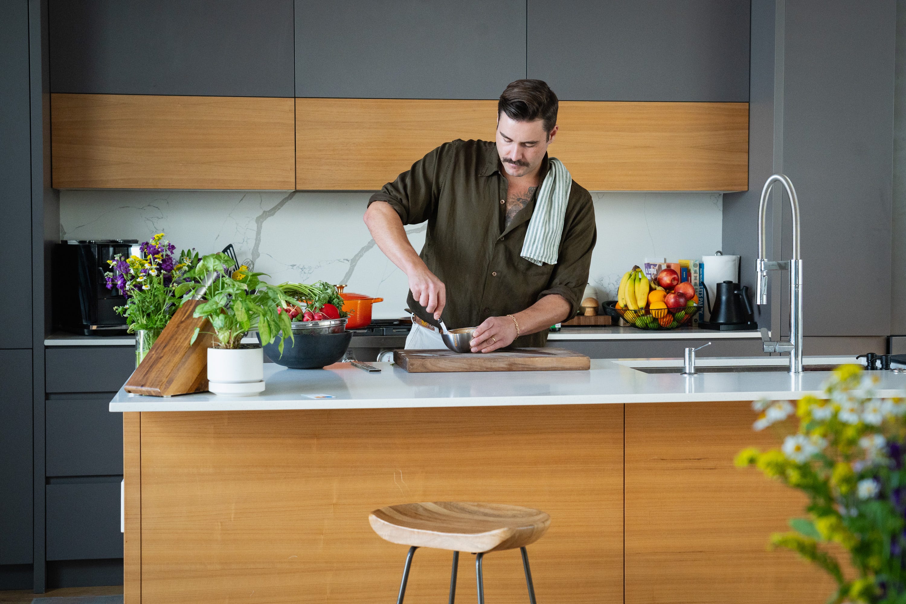 A Phoenix chef's videos went viral. Now he wants to you come over IRL