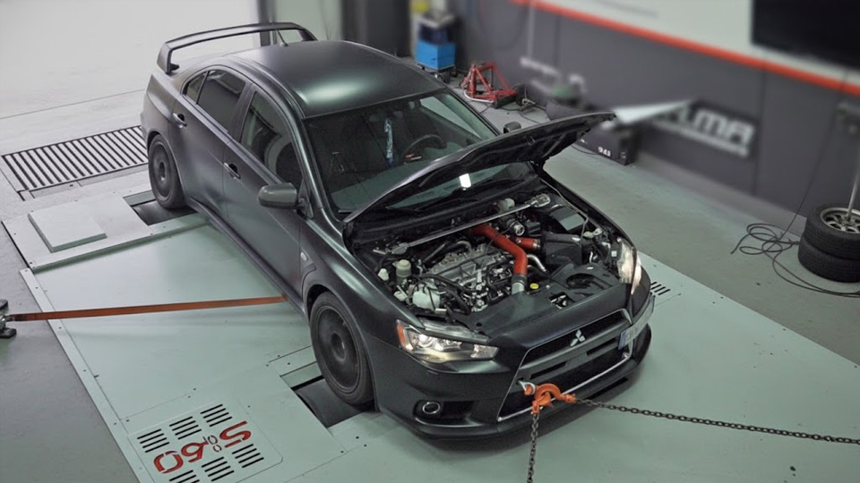 8000 RPM Evo X screams on the dyno
