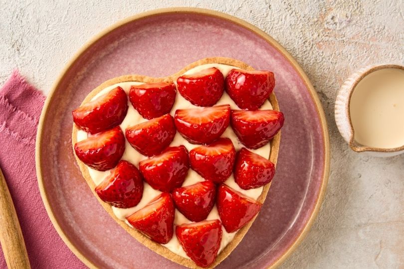 Morrisons is selling heart-shaped tarts and everyone is making the same ...