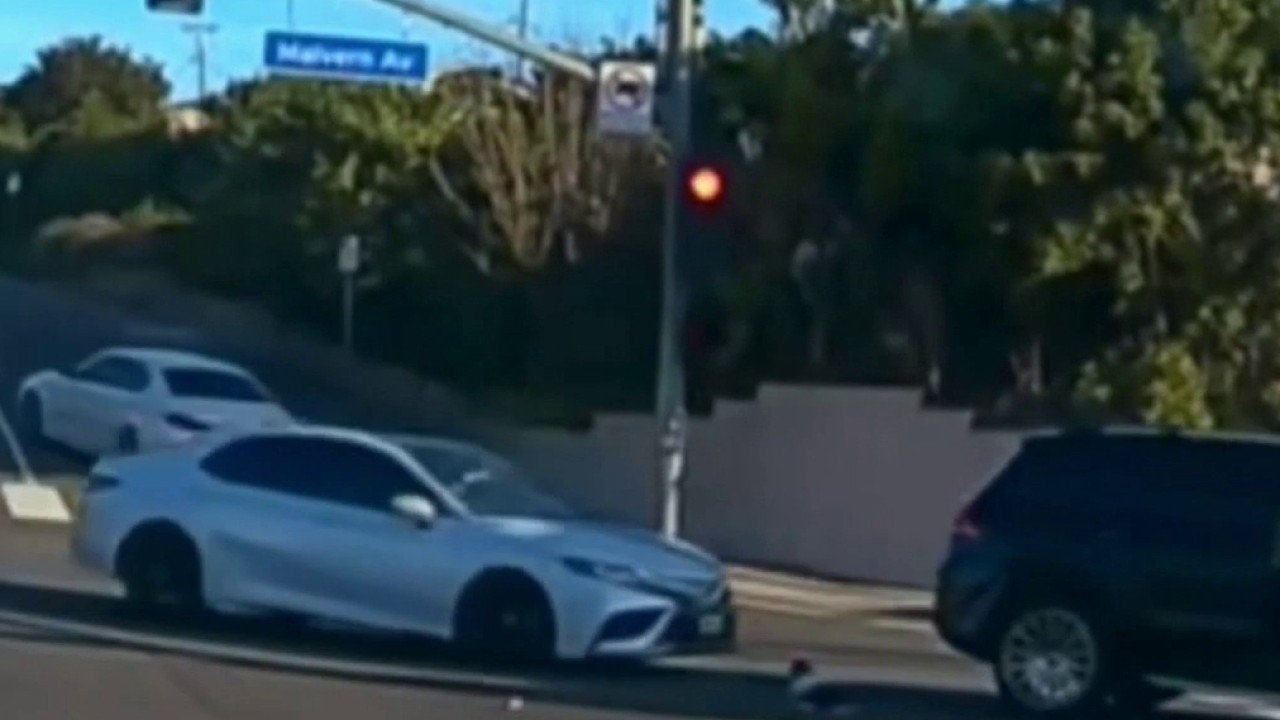 Toddler falling out of SUV caught on camera