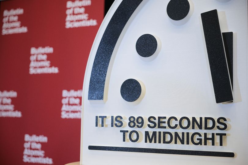 What is the Doomsday Clock as timer set to update today amid WW3 and ...