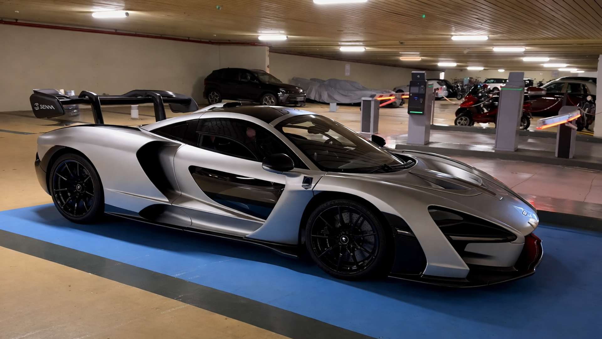 McLaren Senna worth $1,500,000 seen in garage