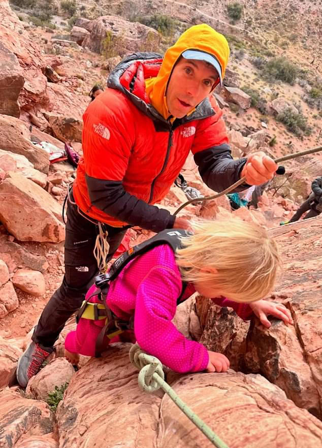 'Reckless' Alex Honnold criticised for skyscraper climb after viewers ...