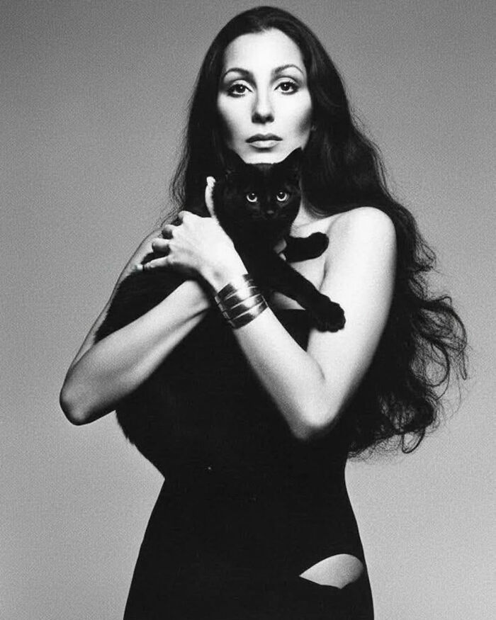 From movie stars to unknown cat owners, here are 43 vintage photos of ...