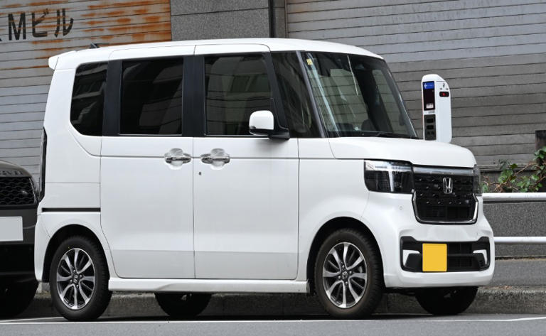 This tiny Japanese kei car is quietly becoming a track-ready icon