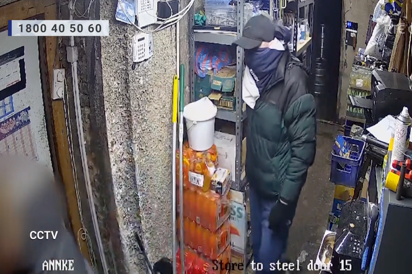 Cork barman threatened with shard of glass in robbery as Gardaí appeal ...