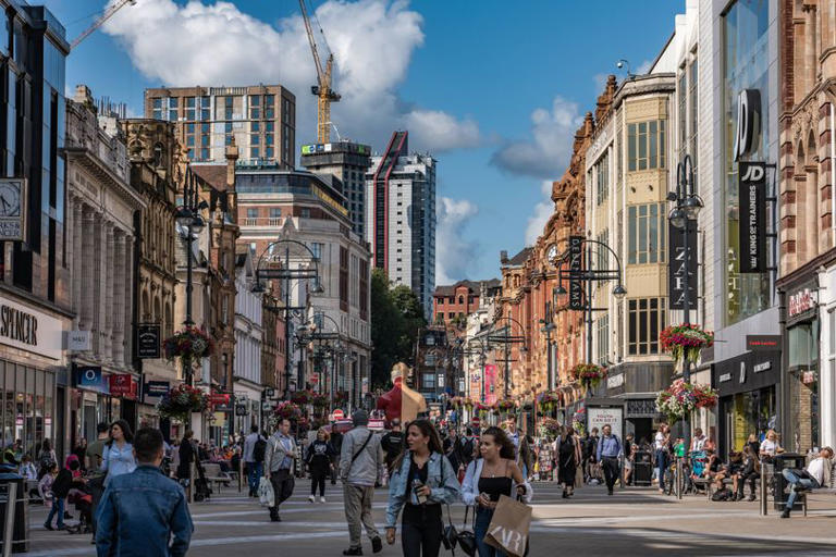 Major UK bookmaker set to close betting shops after tax changes