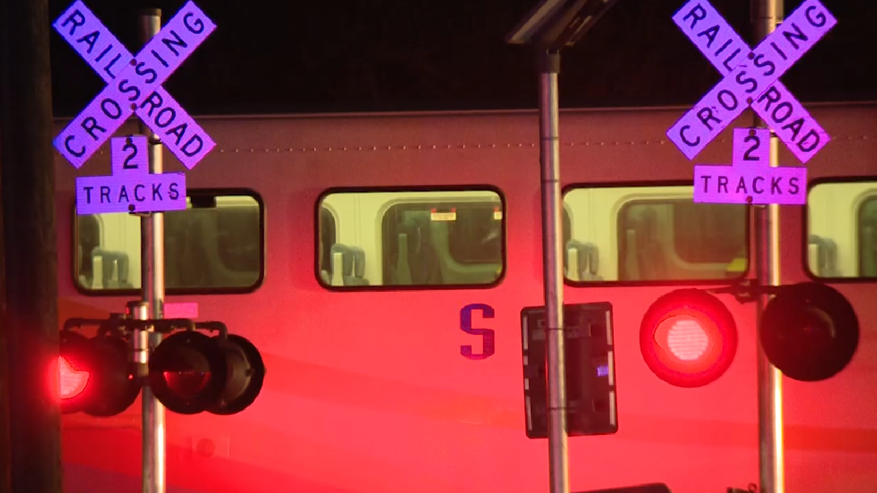 Vehicle stopped on tracks caused Orange County SunRail train crash ...