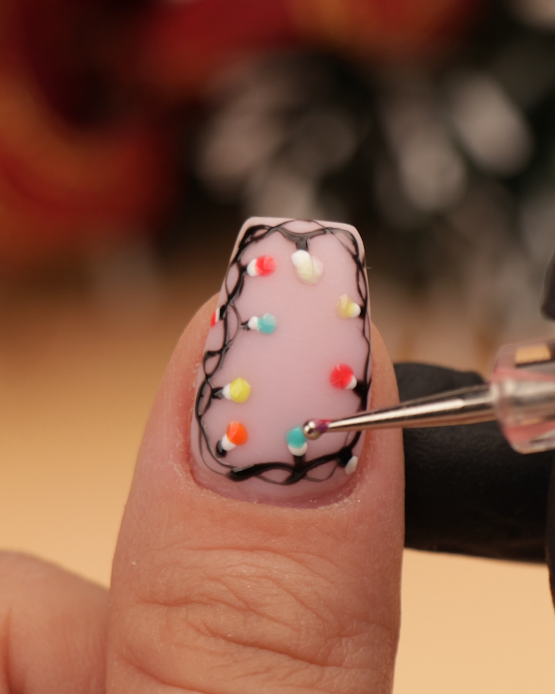 Festive Christmas lights nail design💅