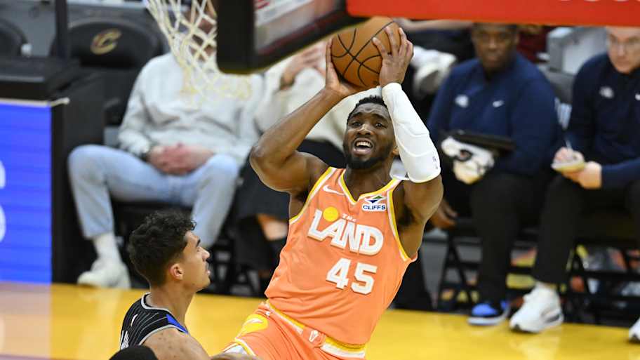Donovan Mitchell praises LeBron James as he joins him in rare group
