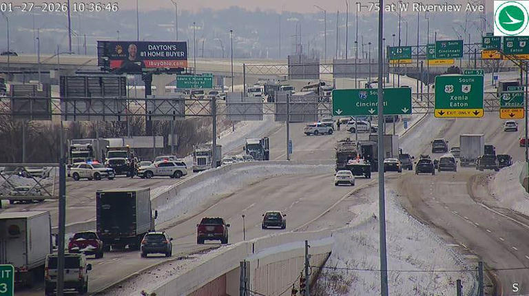 Icy conditions force temporary closures on I-75 near downtown Dayton
