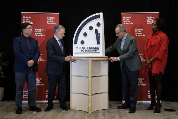 Doomsday Clock explained as scientists to make end of the world ...