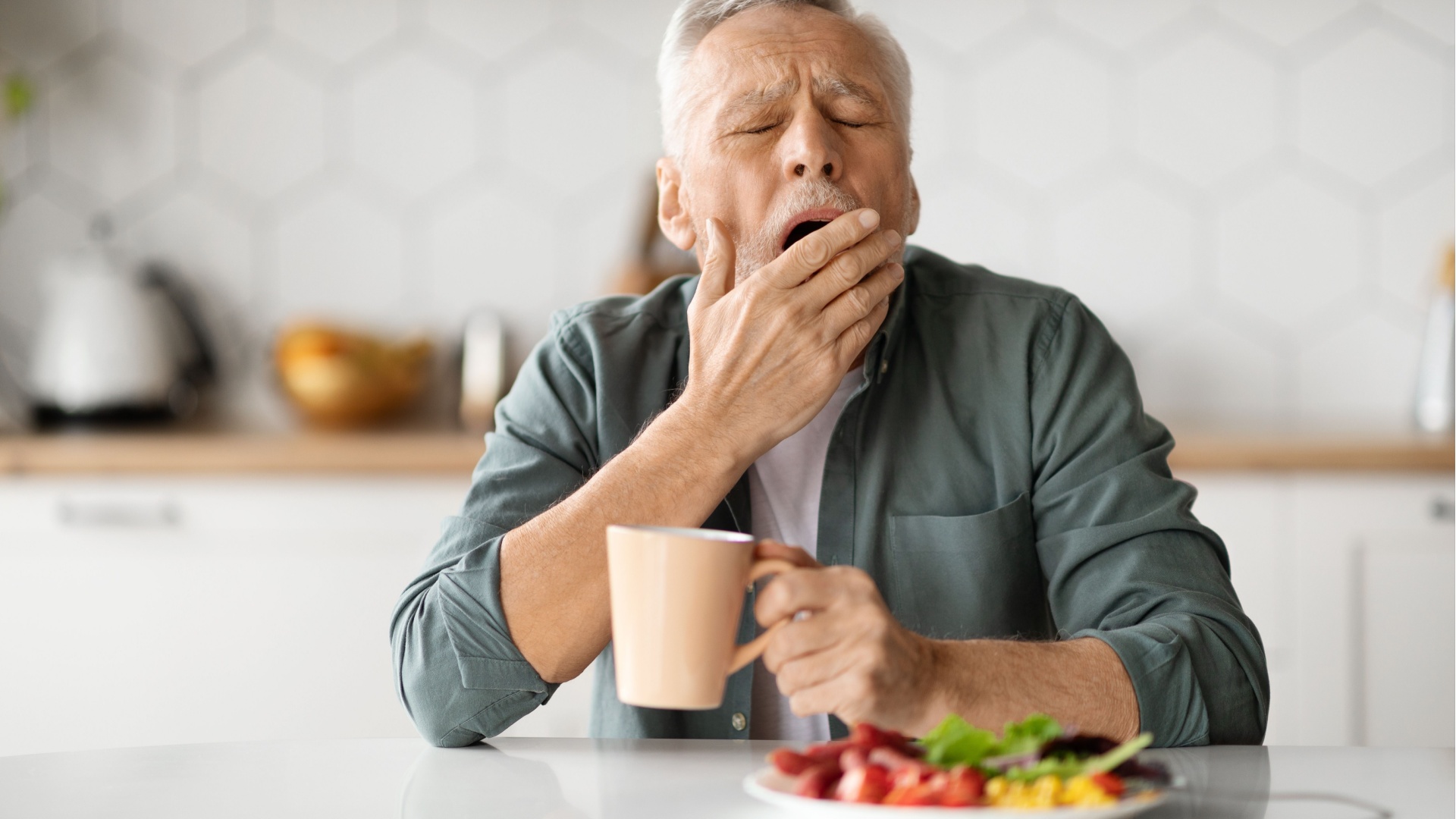 What really happens to hunger cues when you don't get enough sleep