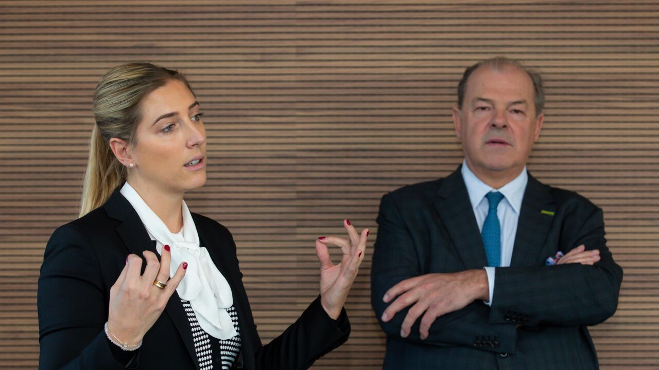 Oom Alain Ziegler schuift nichtje Diane Govaerts aan de kant als CEO ...