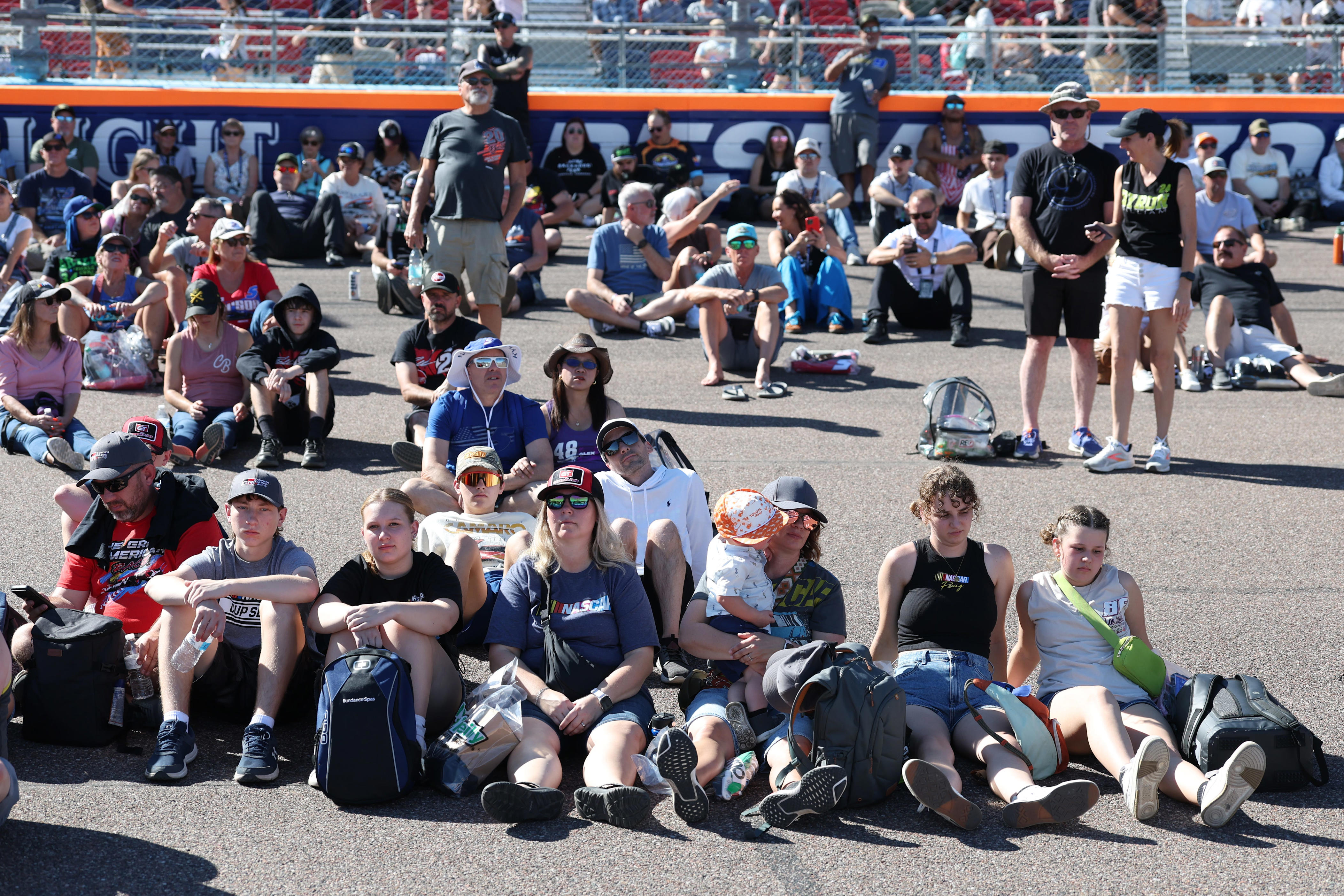 Arizona digest. Phoenix Raceway to host family-friendly event
