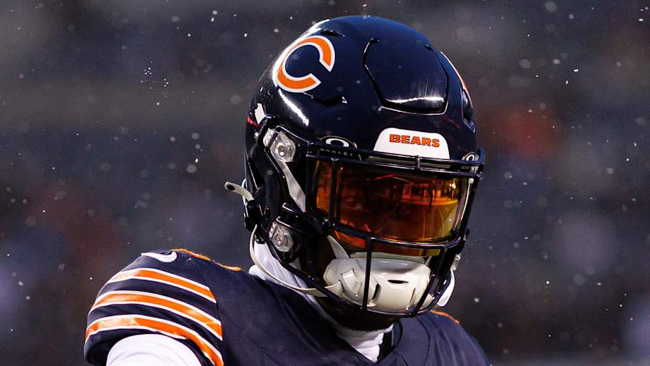 NFL analyst's shocking prediction does not bode well for Bears $110 ...