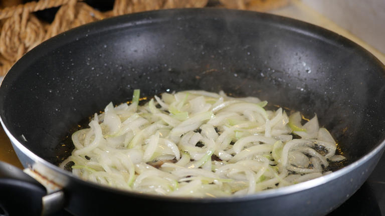 Why Marcella Hazan always cooked her onion and garlic starting with a ...