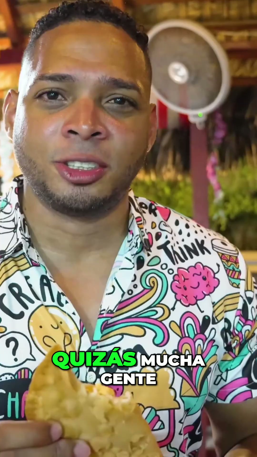 Probando empanadas en Punta Cana