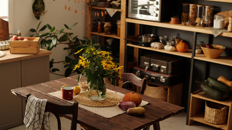 What is 'grandma-core' dining? The nostalgic trend hitting restaurants ...