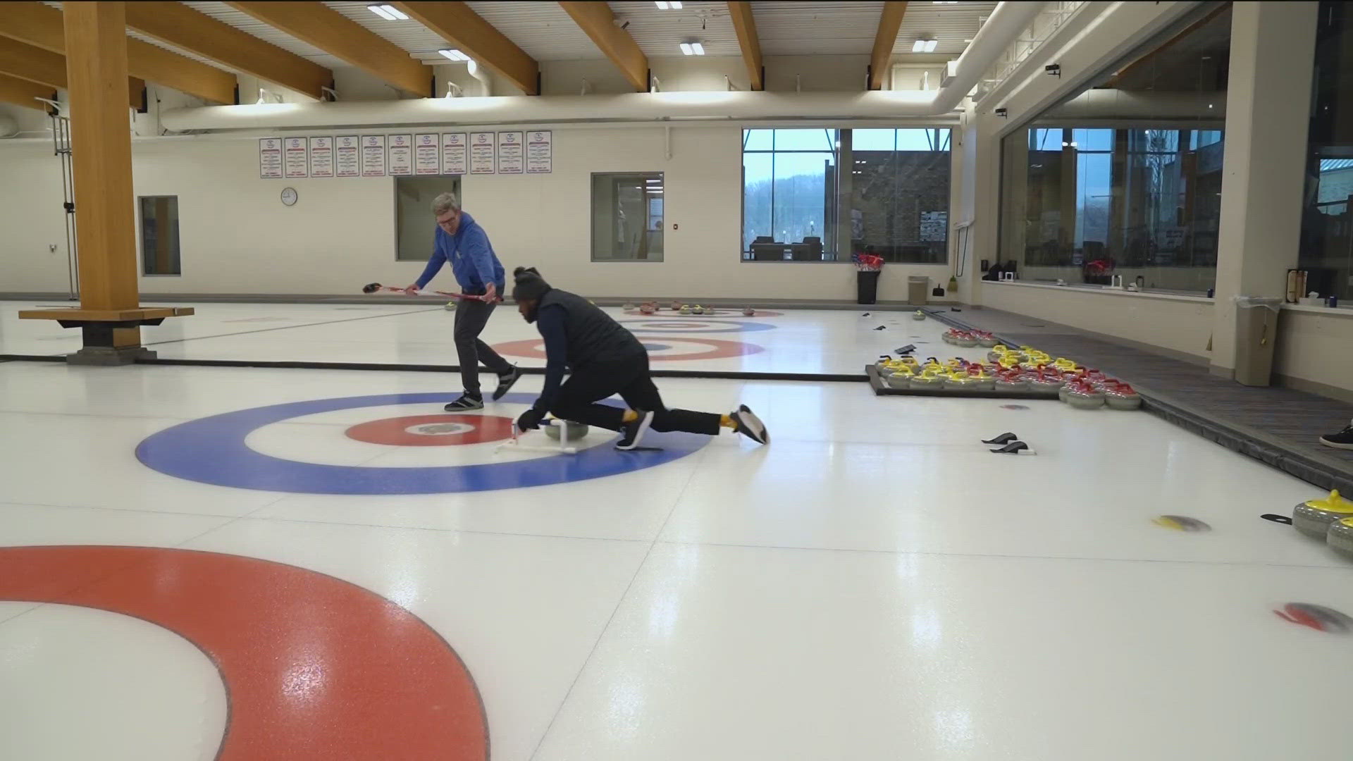 KARE 11 Sunrise anchors face off in curling match