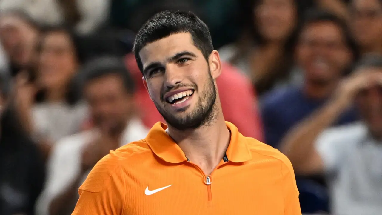 Carlos Alcaraz echa el cerrojo a su casa de madera: un hogar de estilo ...