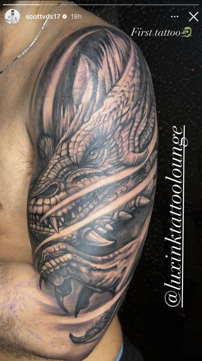 Love Island’s Scott Van der Sluis unveils humongous tattoo and we have ...