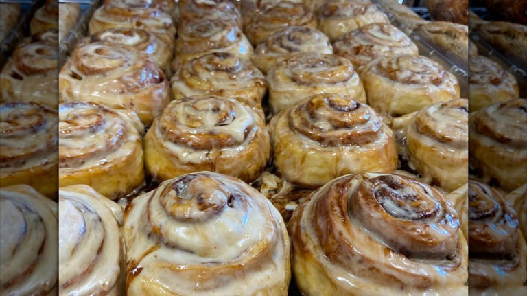 The hands down best cinnamon rolls in your state