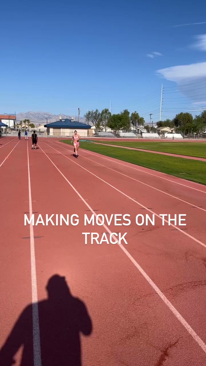 Mikaela Mayer doing sprints in preparation for Sandy Ryan fight