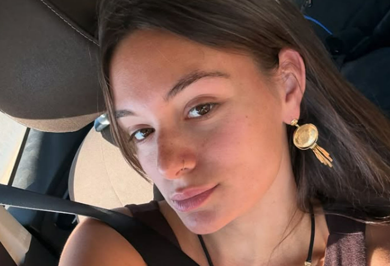 Israeli woman goes viral after news report falsely claims she was ...