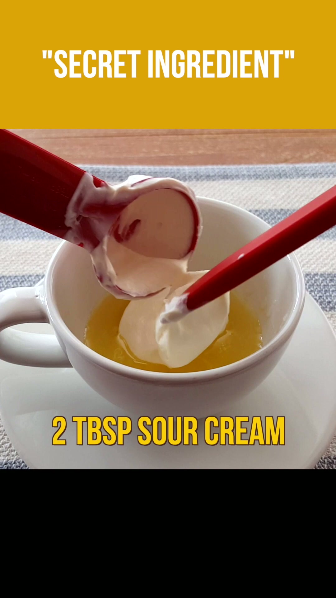 Eggless banana muffin in a mug #mugcake