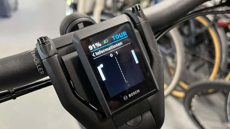 Bosch beweist Humor! So kannst du auf deinem Kiox-Display Pong zocken!