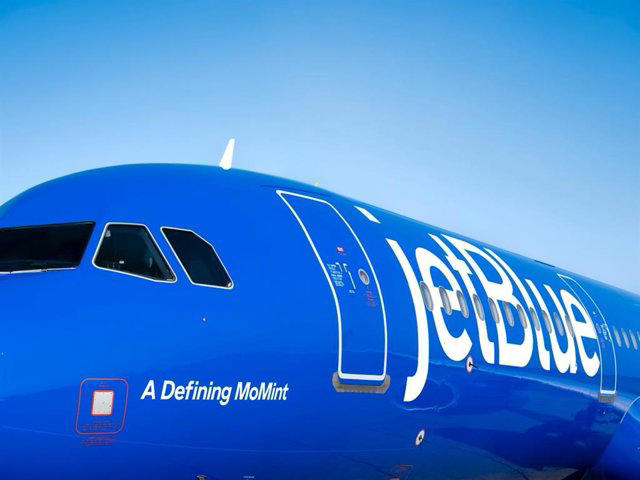 Jetblue reduce un 24% sus pérdidas en 2025, hasta los 506 millones