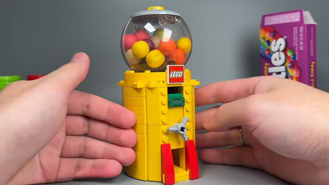 Building gumball machine from LEGO