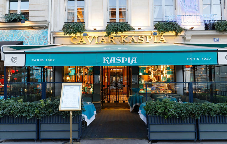 Roméo Beckham dîne dans un restaurant hors de prix à Paris : « Une ...