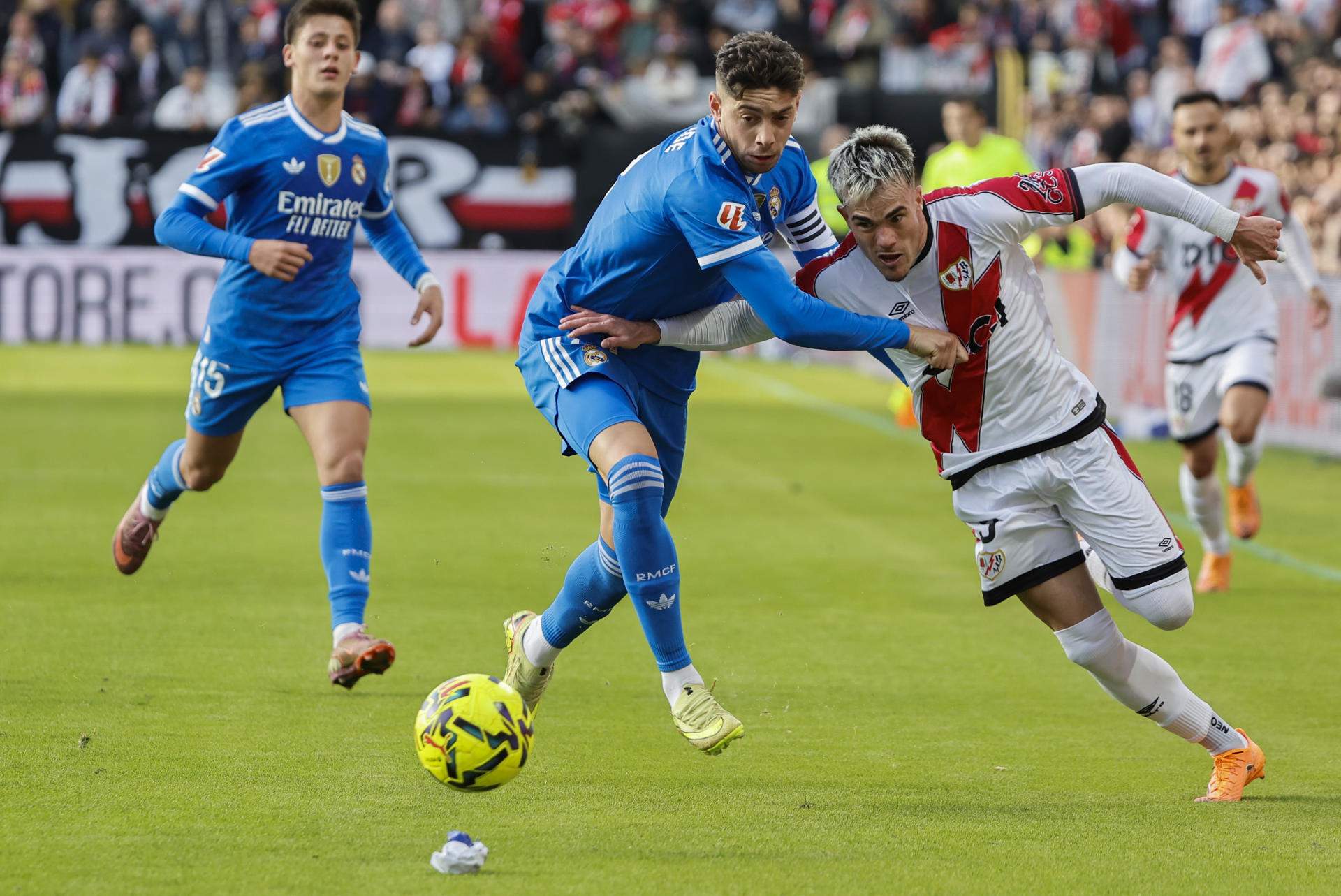 Fede Valverde y no es el único, está cansado de taparle las vergüenzas ...