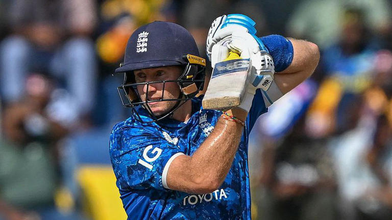 Why don't England players wear caps while batting?