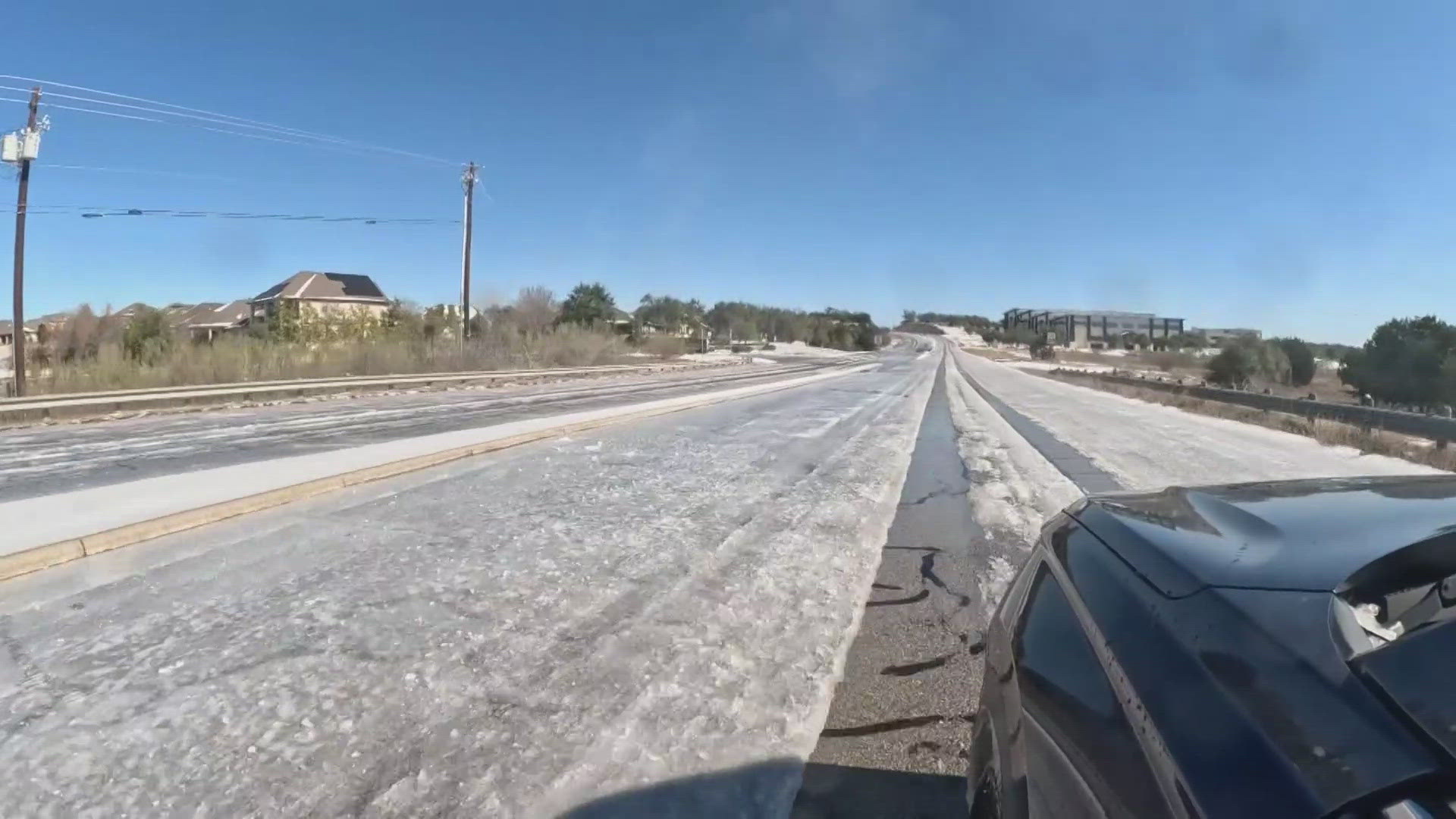 TXDOT continues treating icy Austin-area roads