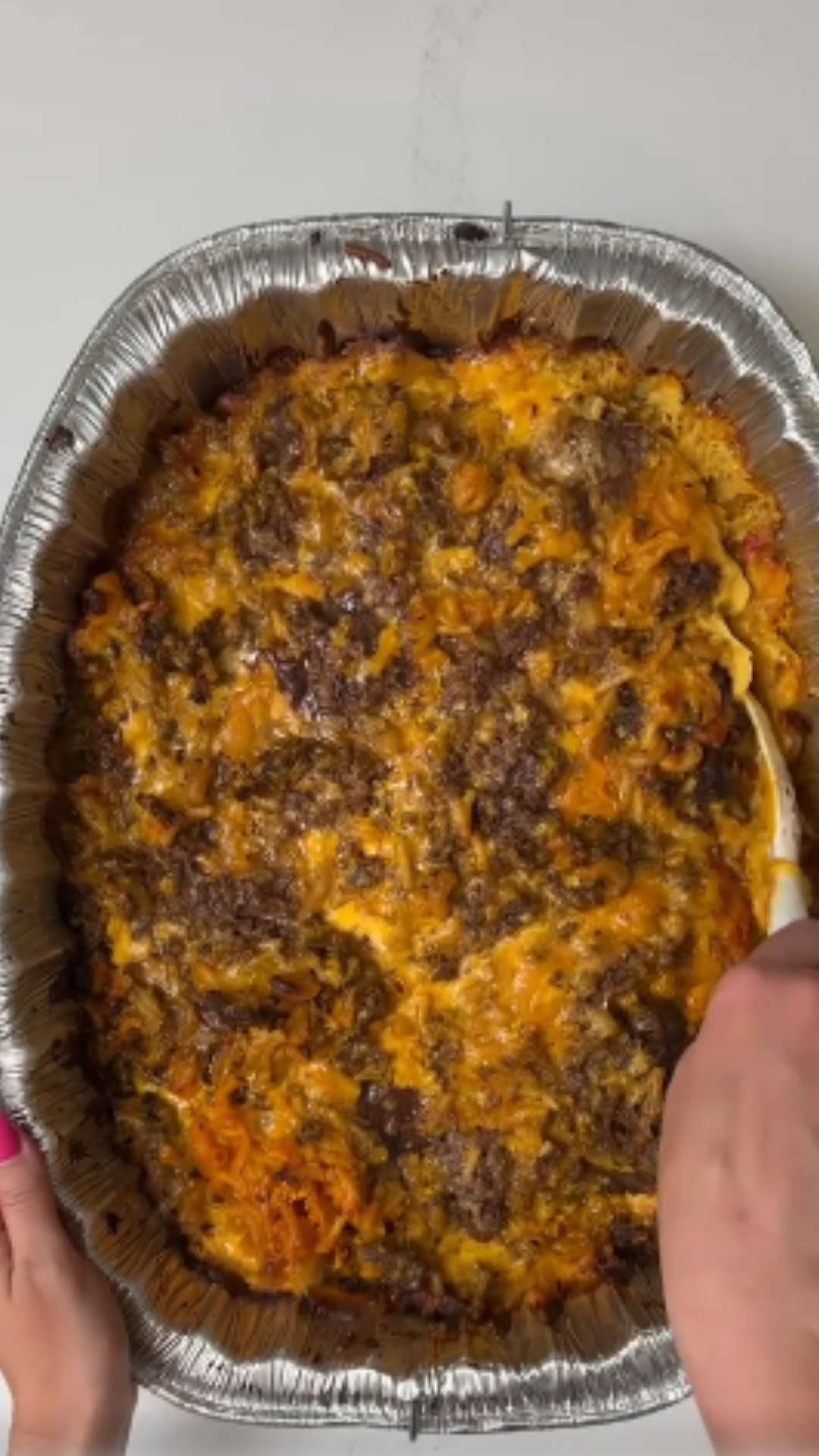 Ultimate mac & cheese burger recipe – the comfort food you can’t resist