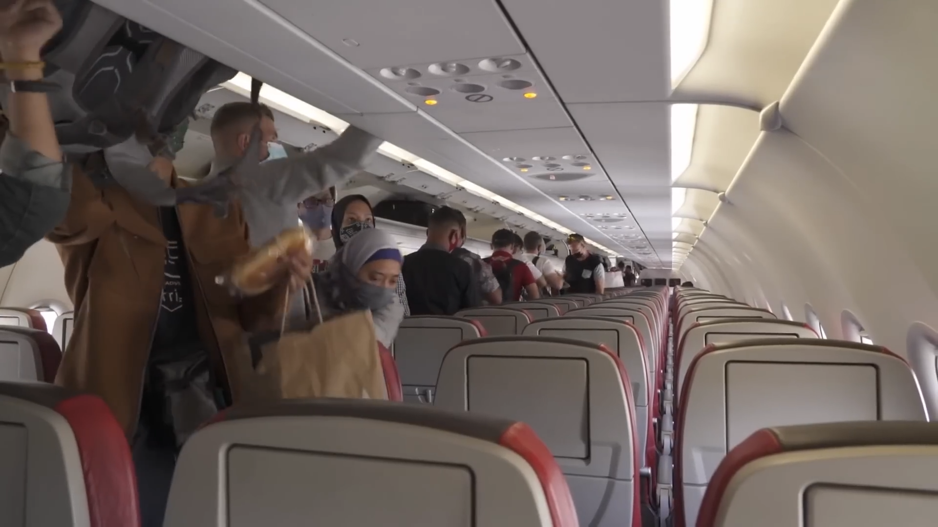 10 mistakes travelers still make on flights