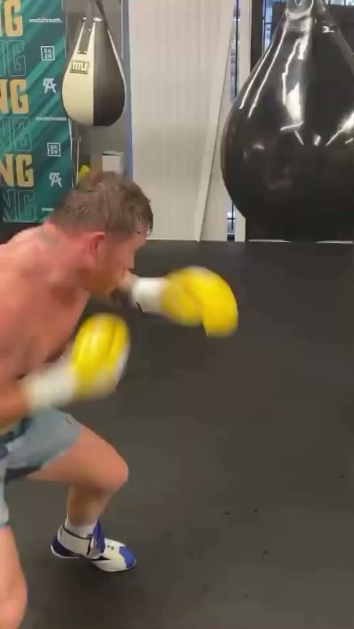 Will These Shots KNOCKOUT Edgar Berlanga 😱