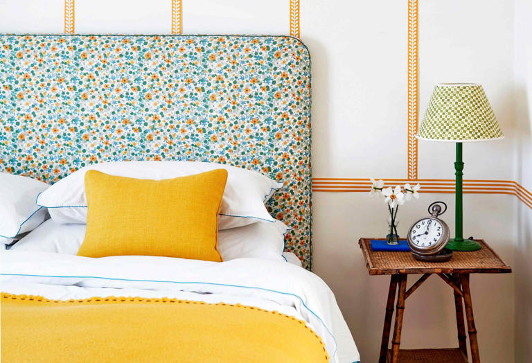 Your Pillowcase Is Way Dirtier Than You Think—Here's Often You Should ...