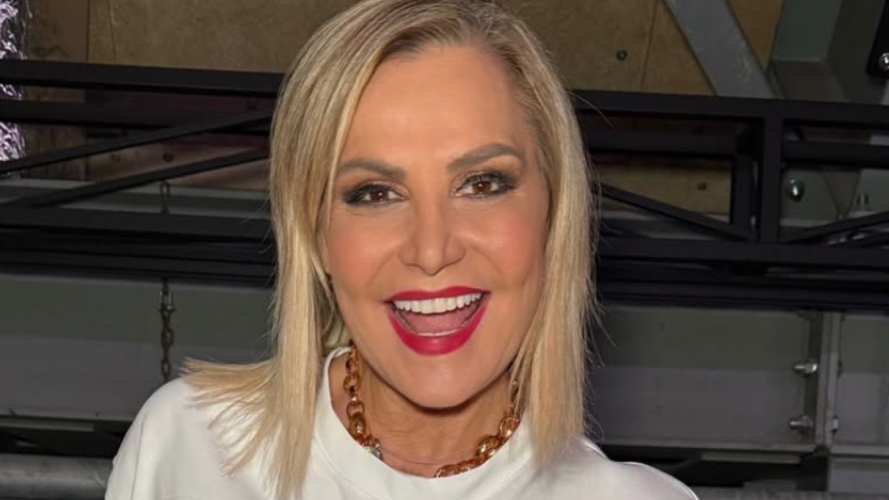 Simona Ventura conduce la finale del San Marino Song Contest