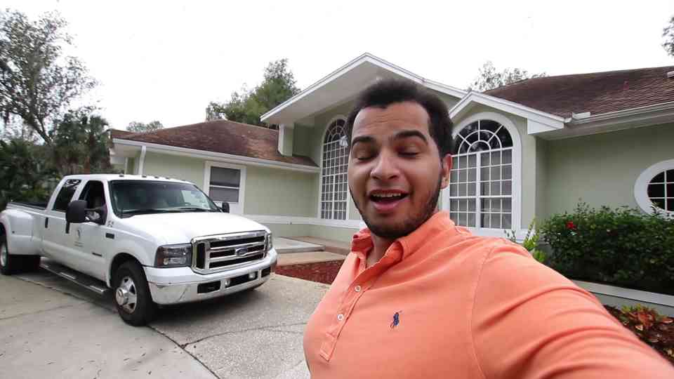 Why driving a $7500 Ford dually 1000 miles turned into a problem