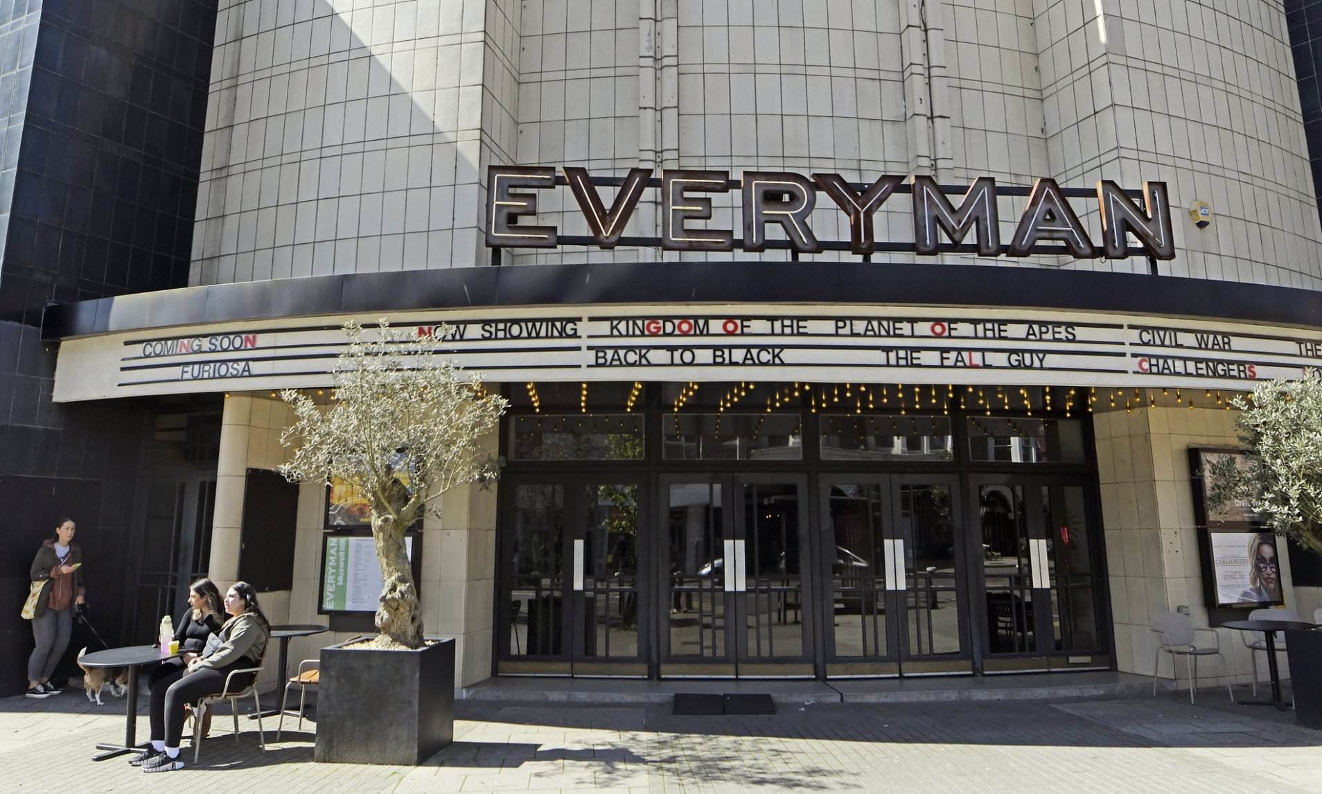 Cinema chain Everyman cuts plans to open new screens this year