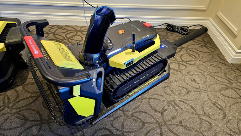 How to buy the right snow blower, according to someone who's built ...