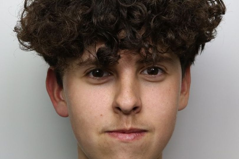 Call 999 if you see missing boy who travelled to Southend