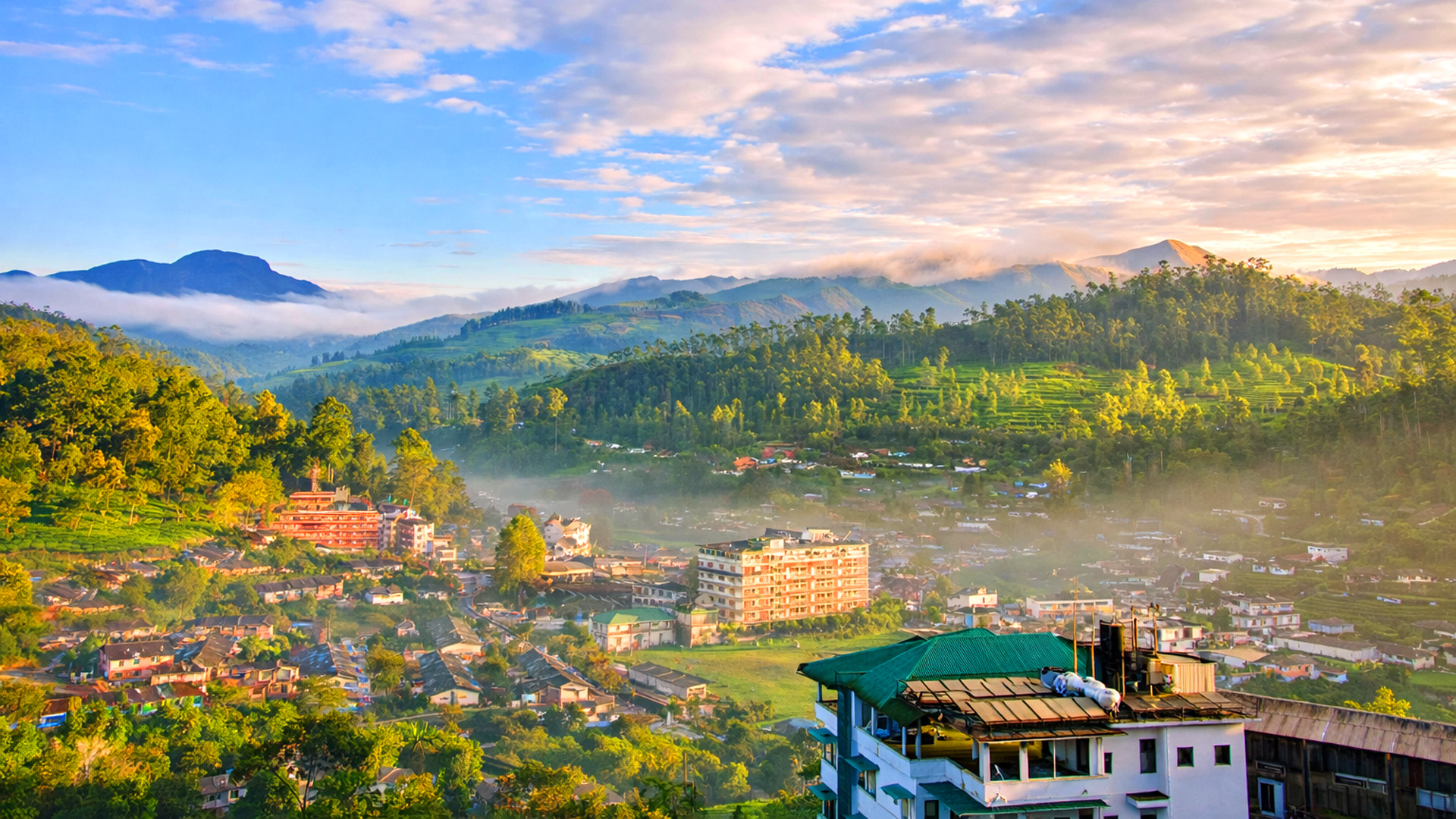 Munnar scenic landscape of tea gardens and mountains