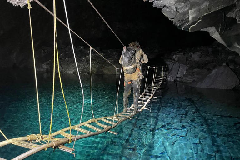 Drama at Eryri's 'snakes and dadders' mine as underground zip-wire snaps