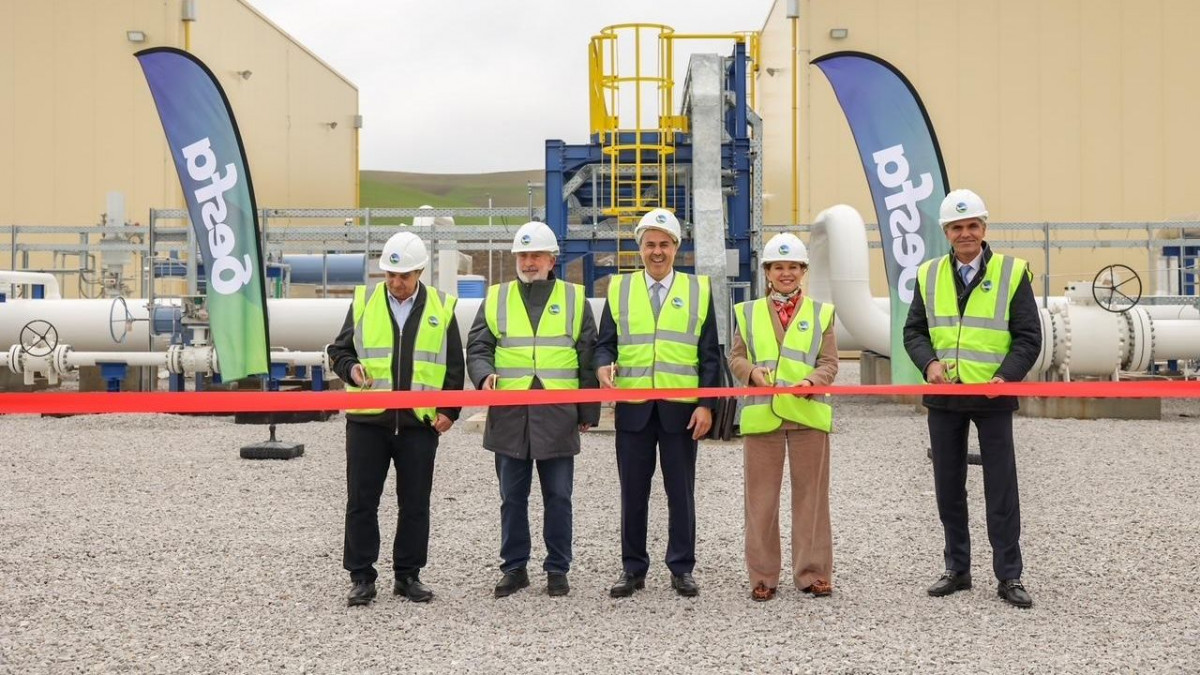 Ο ΔΕΣΦΑ εγκαινίασε τον Σταθμό Συμπίεσης Φυσικού Αερίου στην Αμπελιά ...